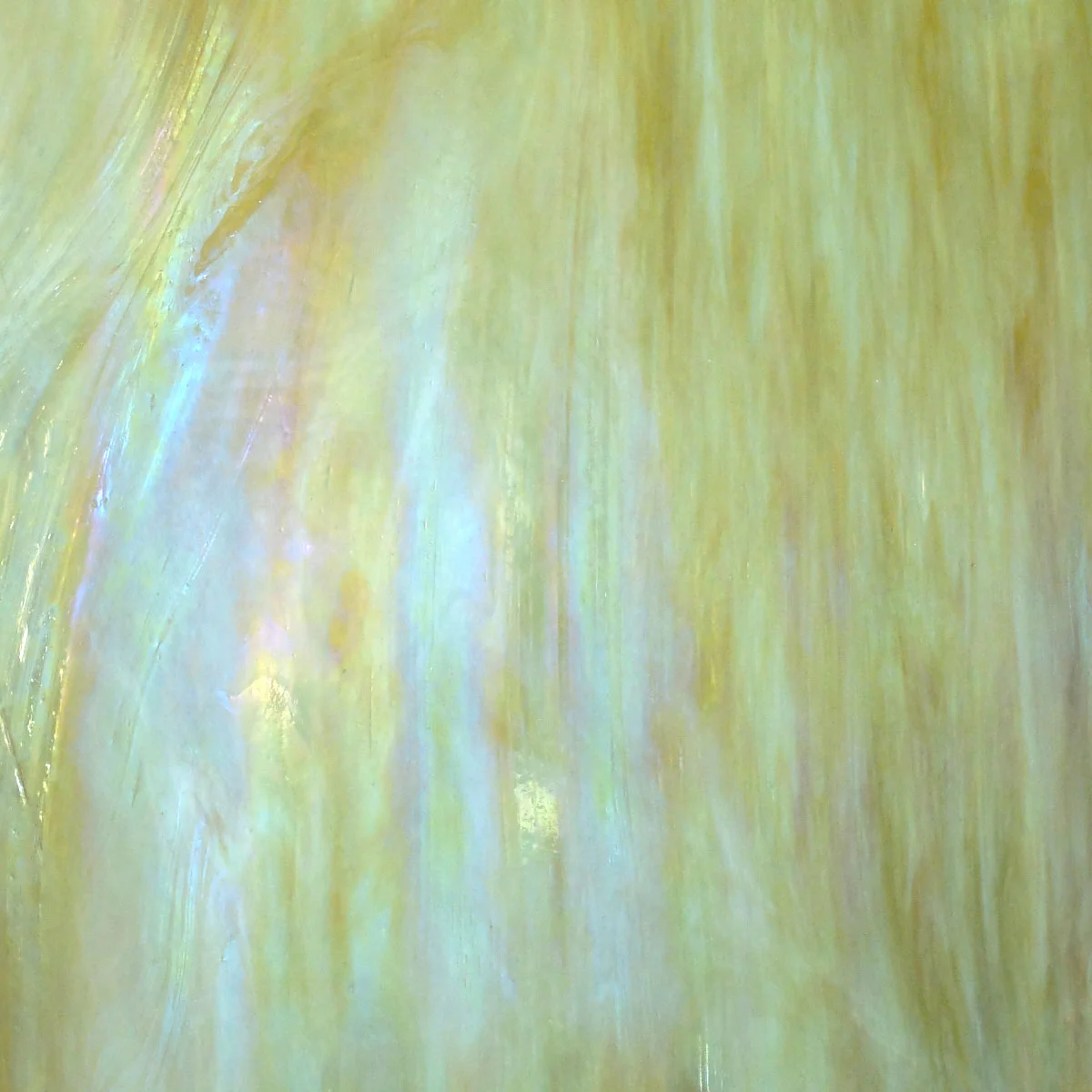 WISSMACH 58 WO wispy medium amber iridescent – VS Glass Products